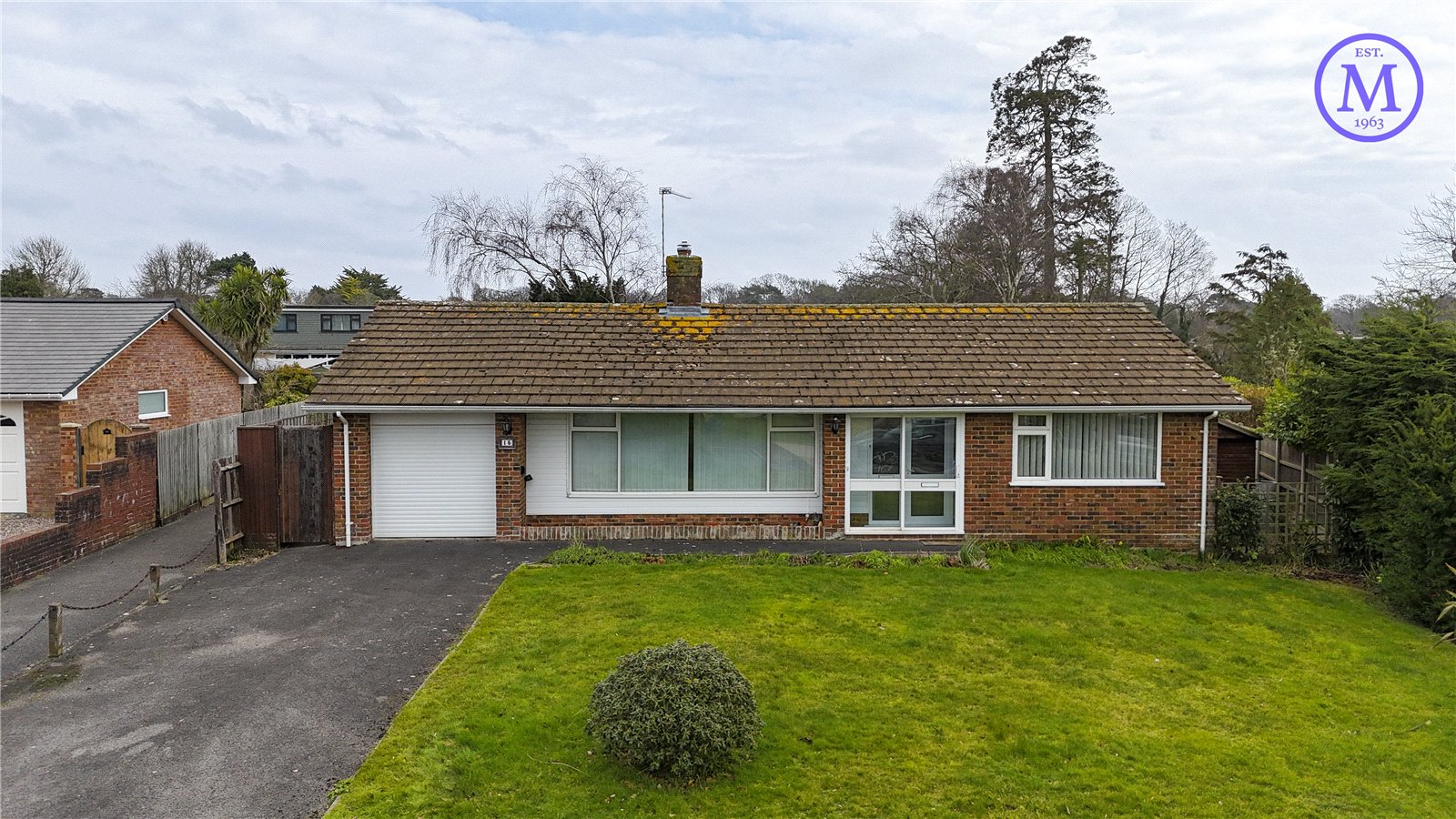 Shepherd Close, Highcliffe On Sea, Christchurch, Dorset, BH23 5PF ...